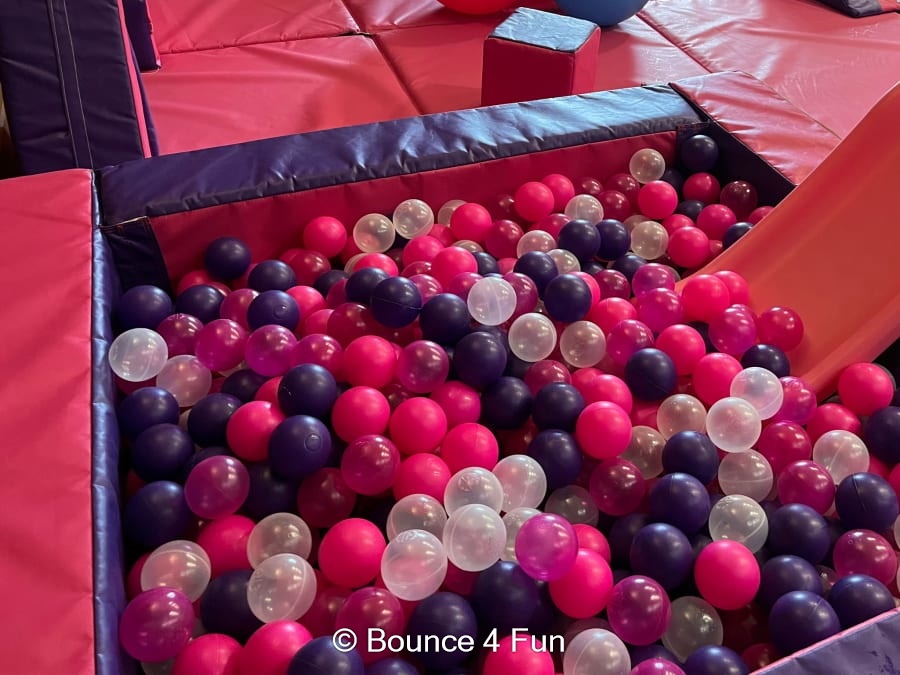 Ball Pond (Pink & Purple) with Slide for hire